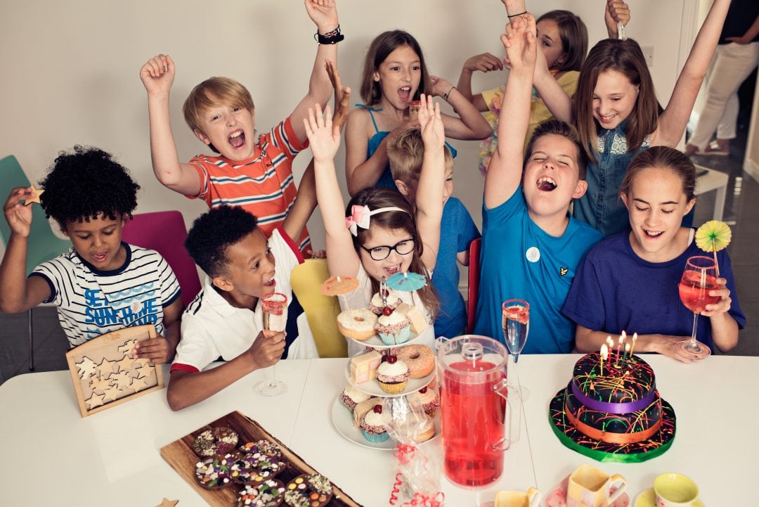 Activity Kits and Party Boxes - Dizzy Rhino